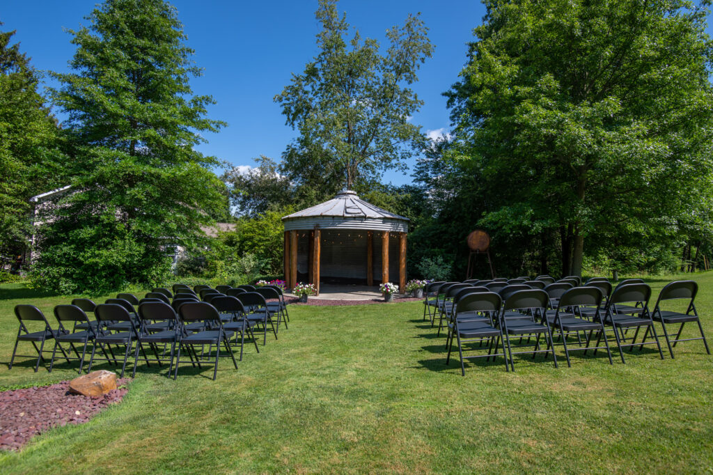 Medberry's Patch Wedding & Event Venue | Stoneboro, PA