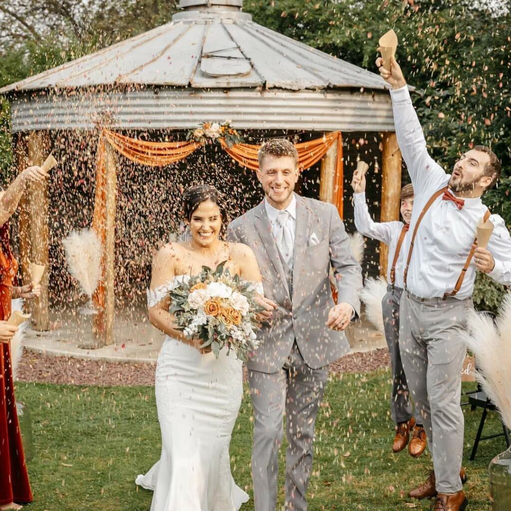 Medberry's Patch Wedding & Event Venue | Stoneboro, PA